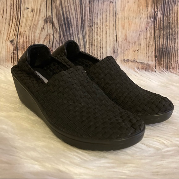 BareTraps | Shoes | Baretraps Ulricka Wedge | Poshmark